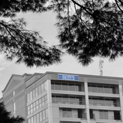 CLOUDS - 17 Photos & 11 Reviews - 119 Stanton Ave, Ames, IA - Yelp