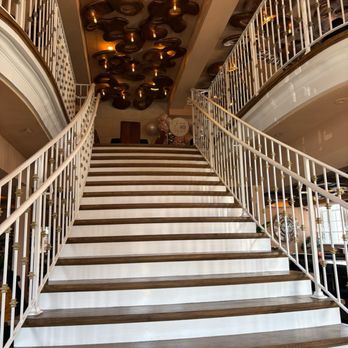 PITHARI - Updated December 2025 - 112 Photos & 49 Reviews - 1 W Main St ...