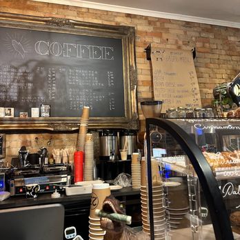 CAFE 23 - Updated July 2024 - 132 Photos & 38 Reviews - 728 Queen ...