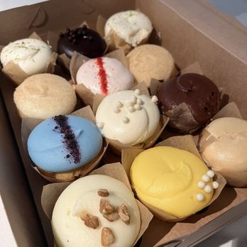 URBAN COOKIES BAKESHOP - PHOENIX - Updated August 2024 - 1139 Photos ...