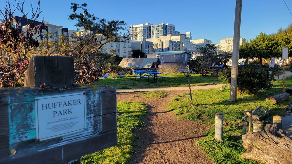 HUFFAKER PARK - Updated December 2025 - 18 Photos - 6TH And Channel, San Francisco, California ...