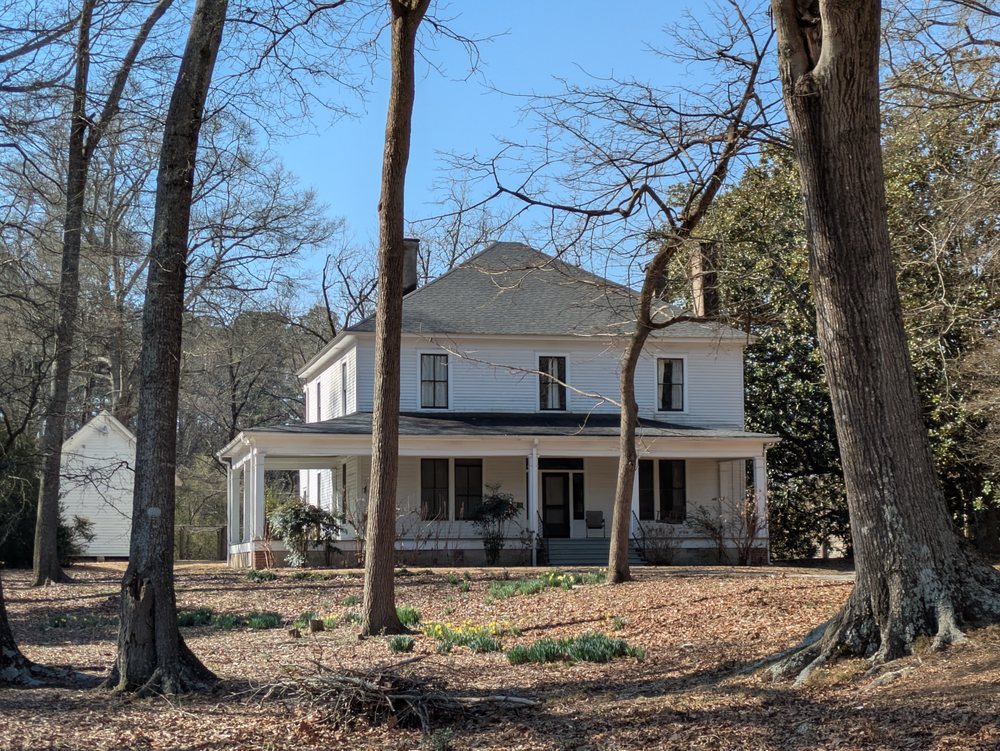 RUSSELL HOUSE HISTORICAL MARKER - Updated March 2025 - 461 Atlanta Hwy ...