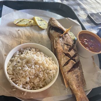 FLYING FISH - 653 Photos & 557 Reviews - 105 S 2nd St, Memphis ...