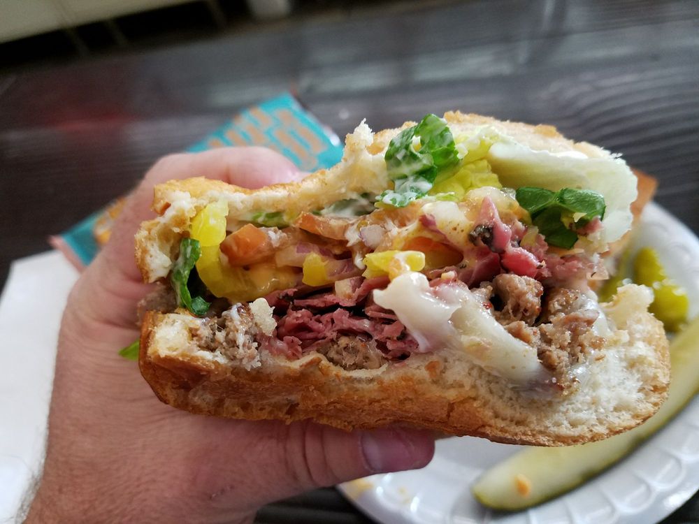 MESA LIQUOR & KNOCKOUT DELI - 203 Photos & 225 Reviews - Beer, Wine ...