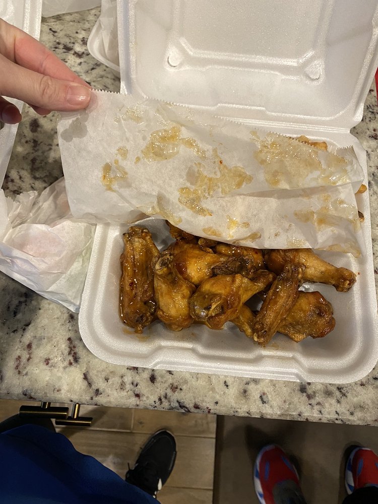 BLAZER’S HOT WINGS OF COMMERCE - Updated August 2024 - 14 Photos & 28 ...