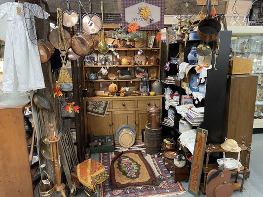SPRINGFIELD ANTIQUE BARN - Updated January 2026 - 49 Photos & 13 ...