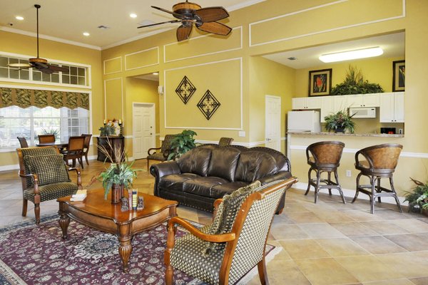 ROYAL PALM KEY APARTMENTS - Updated October 2025 - 25 Photos - 13402 ...