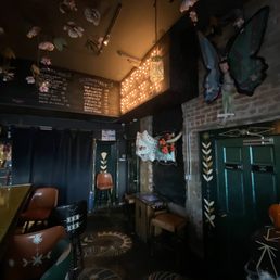 RAMPART TREEHOUSE - 147 Photos & 80 Reviews - 740 N Rampart St, New ...