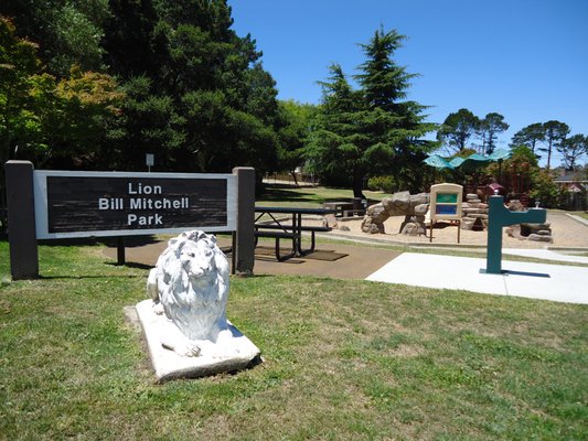 LION BILL MITCHELL PARK - Updated September 2024 - 11 Photos - Tioga Dr ...