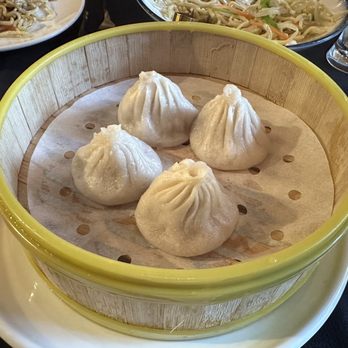 DIM SUM BLOOM - Updated February 2025 - 190 Photos & 56 Reviews - 2596 ...