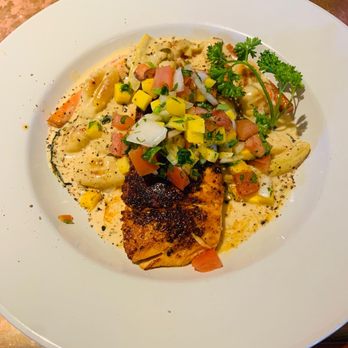 WHISTLE STOP ALE HOUSE - Updated October 2024 - 365 Photos & 475 ...