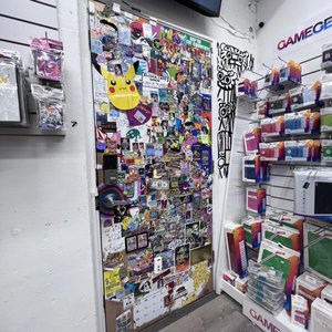 ALOHA CARD SHOP - 13 Reviews - 320 Ward Ave, Honolulu, Hawaii - Hobby ...