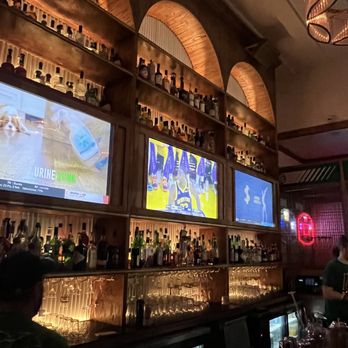 ROCCO’S SPORTS & RECREATION - Updated December 2025 - 21 Photos & 23 ...