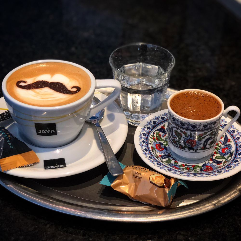 LE MUSTACHE - 40 Photos - Tiensestraat 129, Leuven, Vlaams-Brabant ...