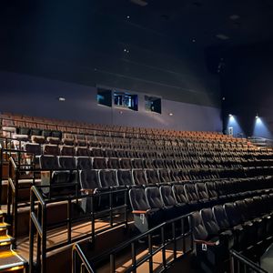 AMC RIVERCENTER 11 WITH ALAMO IMAX - 85 Photos & 169 Reviews - 849 E ...