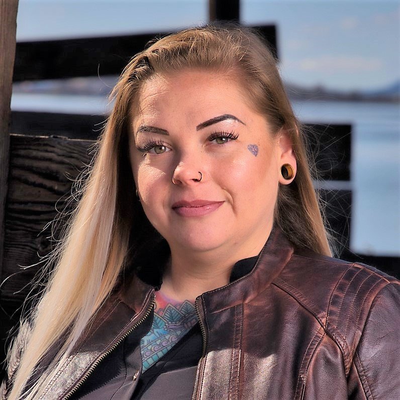 AMANDA AMUNDSON - FAIRFIELD REALTY - Updated February 2025 - Contact ...