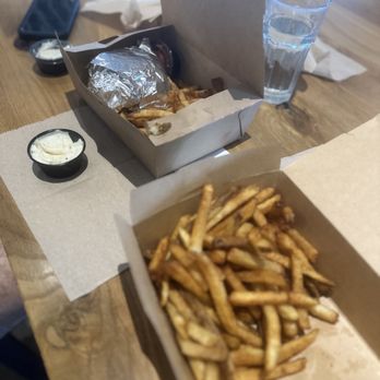 INNER RAIL FOOD HALL - Updated May 2024 - 328 Photos & 142 Reviews ...