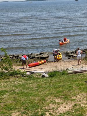 LOVE POINT VINEYARDS AND WINERY - 24 Photos - 305 River Shore Ln ...