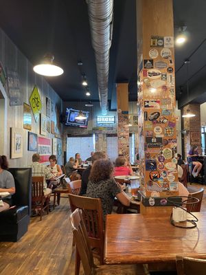 VILLAGE PIZZA - Updated October 2025 - 38 Photos & 107 Reviews - 222 ...