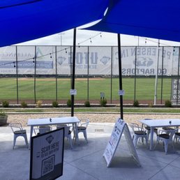 UTOG BREWING - Updated July 2025 - 350 Photos & 309 Reviews - 2331 ...