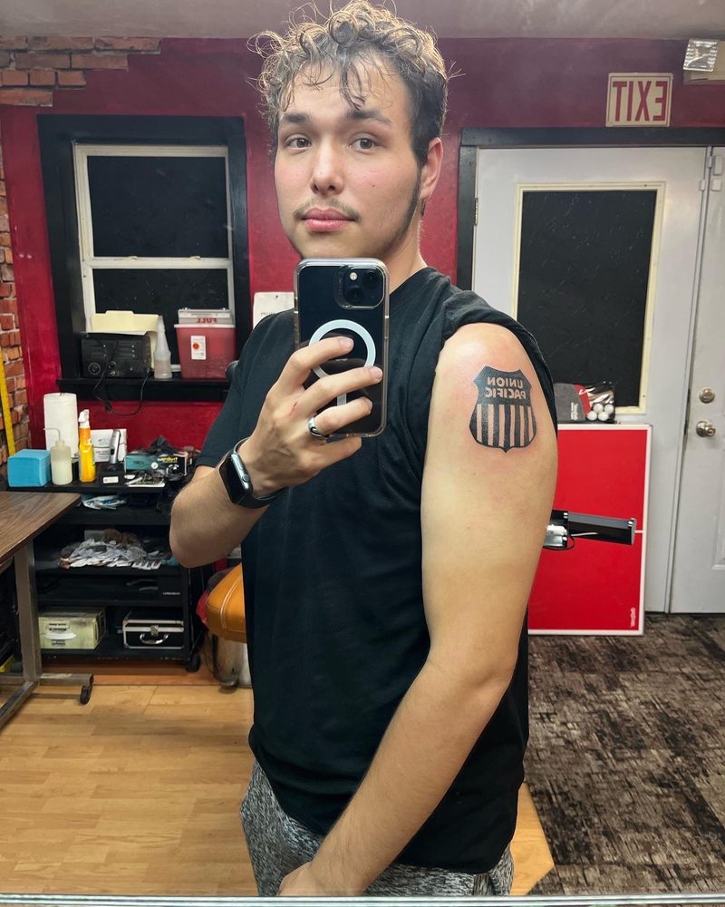 PHAT JOE’S INK - Updated December 2025 - 14 Photos - 384 Keystone Way ...