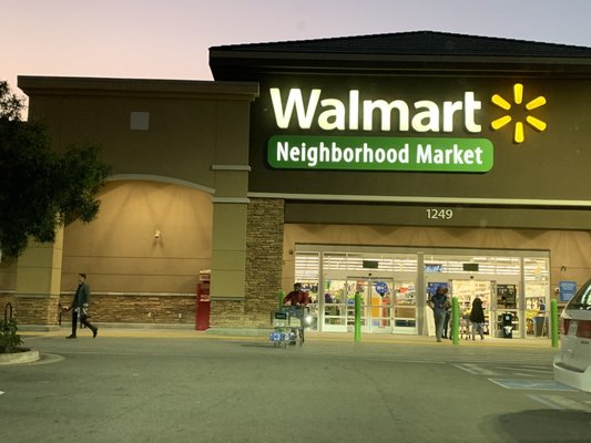 Walmart Neighborhood Market, 1249 Allen Rd, Bakersfield, CA, Department ...
