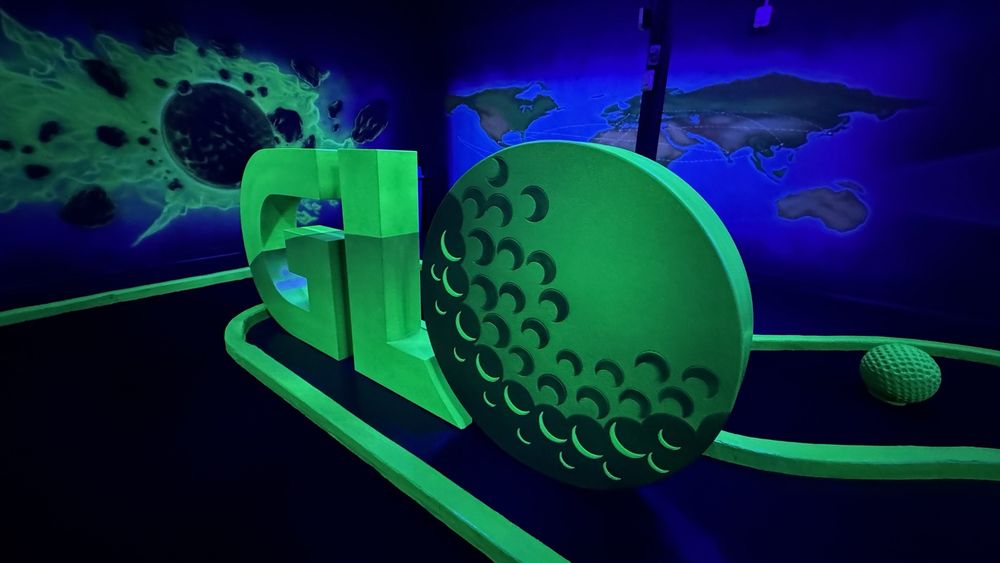 GLO MINI GOLF - Updated May 2024 - 675 E Hospitality Ln, San Bernardino ...