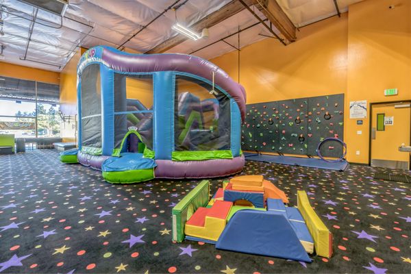 PUMP IT UP - Updated October 2025 - 155 Photos & 264 Reviews - 1830B ...