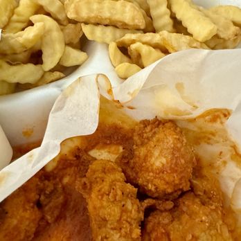 J BUFFALO WINGS - Updated July 2025 - 29 Photos & 35 Reviews - 196 Alps ...