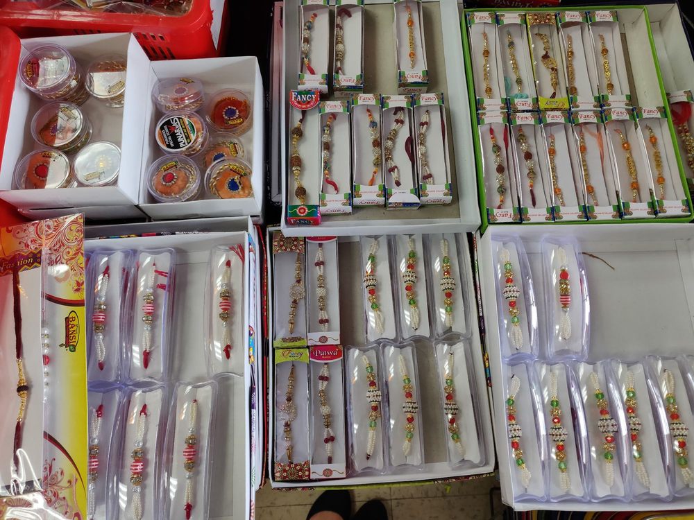 TBS MART - 13 Photos & 17 Reviews - 7836 Portland Ave S, Bloomington ...