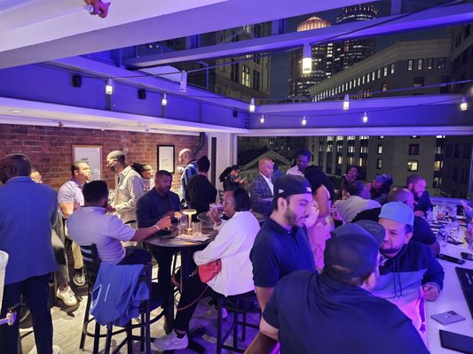 APEX ROOFTOP BAR AND LOUNGE - Updated October 2025 - 19 Photos & 14 ...