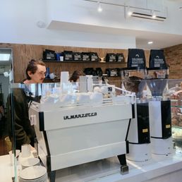 SOLOWAY COFFEE - Updated July 2025 - 159 Photos & 90 Reviews - 2275 North Lincoln Ave, Chicago ...