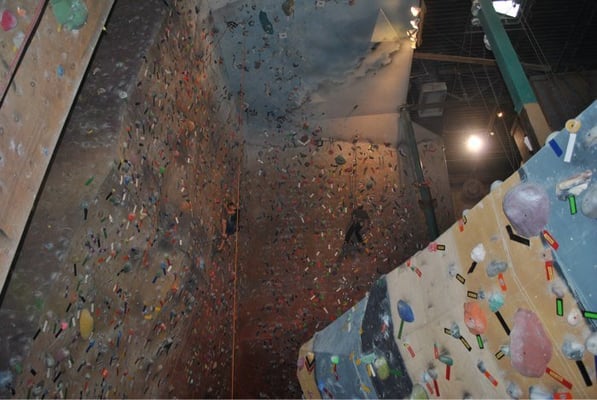 ROCKQUEST CLIMBING CENTER - 3475 E Kemper Rd, Cincinnati, Ohio - 25 ...