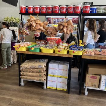 UNU CAFE - Updated July 2025 - 835 Photos & 274 Reviews - 9950 Bolsa ...