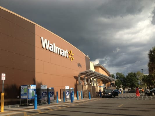 WALMART SUPERCENTER - 41 Photos & 77 Reviews - 2701 E Fletcher Ave ...