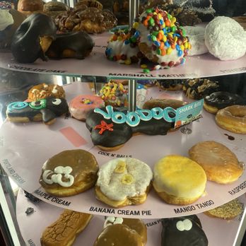 VOODOO DOUGHNUT - Updated December 2025 - 2835 Photos & 2121 Reviews ...
