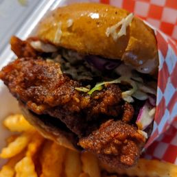 RICKY’S HOT CHICKEN - 740 Photos & 694 Reviews - 100 S Central Expy ...