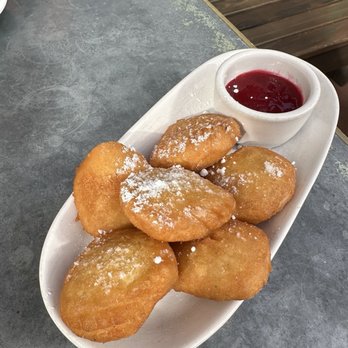 CAFE FLORA - Updated August 2024 - 1802 Photos & 1625 Reviews - 2901 E ...