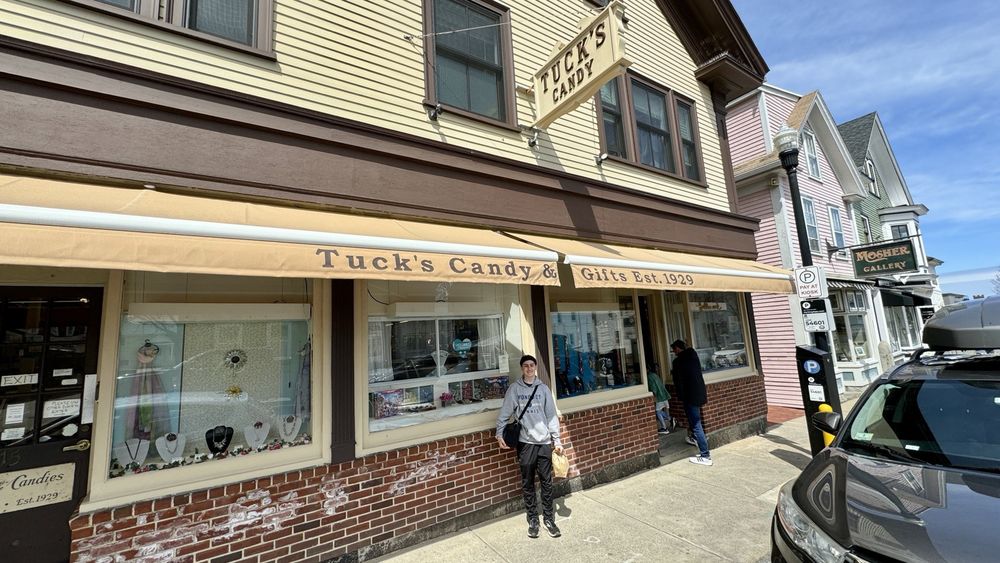 TUCK’S CANDY & GIFTS - Updated January 2026 - 24 Photos & 24 Reviews ...