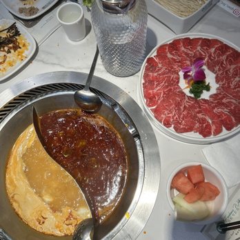 QIAO LIN HOTPOT - CHICAGO DOWNTOWN - Updated November 2024 - 97 Photos ...