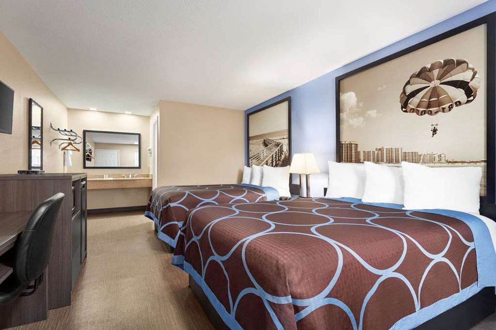 SUPER 8 BY WYNDHAM FOLEY - Updated June 2025 - 66 Photos & 12 Reviews ...