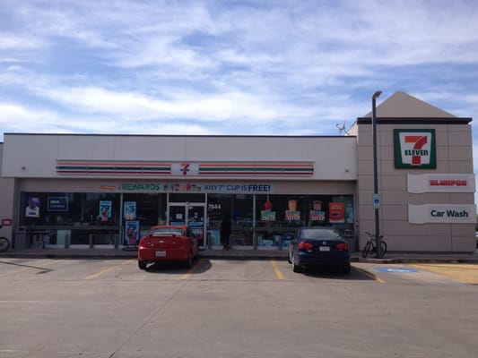 EXXON TIGER MART - Updated October 2025 - 14 Photos & 10 Reviews - 7844 ...