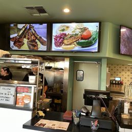 DIPLOMAT LA VERNE - Updated March 2025 - 81 Photos & 123 Reviews - 2091 ...