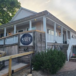 SALT WATERFRONT KITCHEN - Updated July 2025 - 38 Photos & 33 Reviews ...