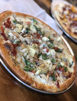 LONGBOARDS BEACH FIRED PIZZA - GOLDEN VALLEY - Updated December 2025 ...