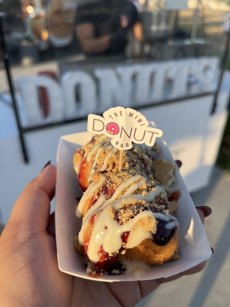 THE MINI DONUT BAR - 21 Photos - 11099 Hole Ave, Riverside, California ...
