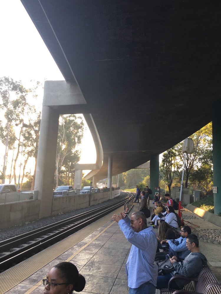 CAL STATE LA METROLINK STATION - 24 Photos & 10 Reviews - 5150 State ...