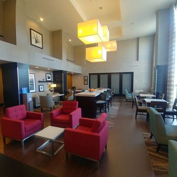 HAMPTON INN & SUITES RENO WEST - Updated October 2025 - 242 Photos ...