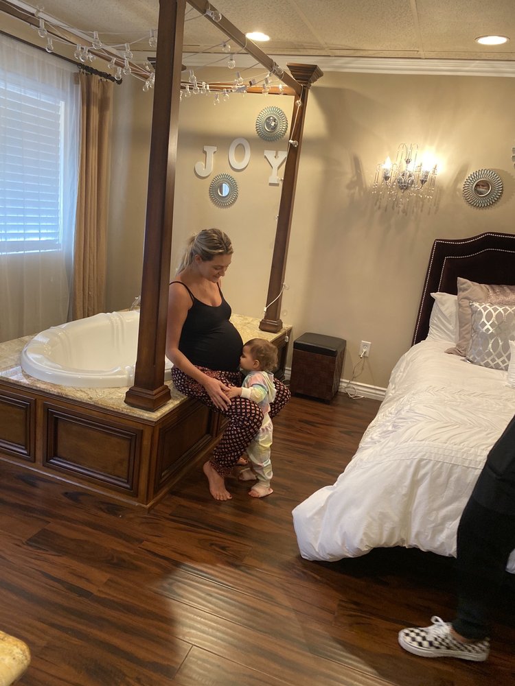 NATURAL BIRTH CENTER & WOMEN’S WELLNESS - Updated May 2024 - 137 Photos ...