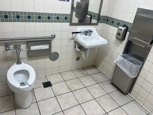 CHEVRON - Updated December 2025 - 15 Photos & 39 Reviews - 3675 Geary ...